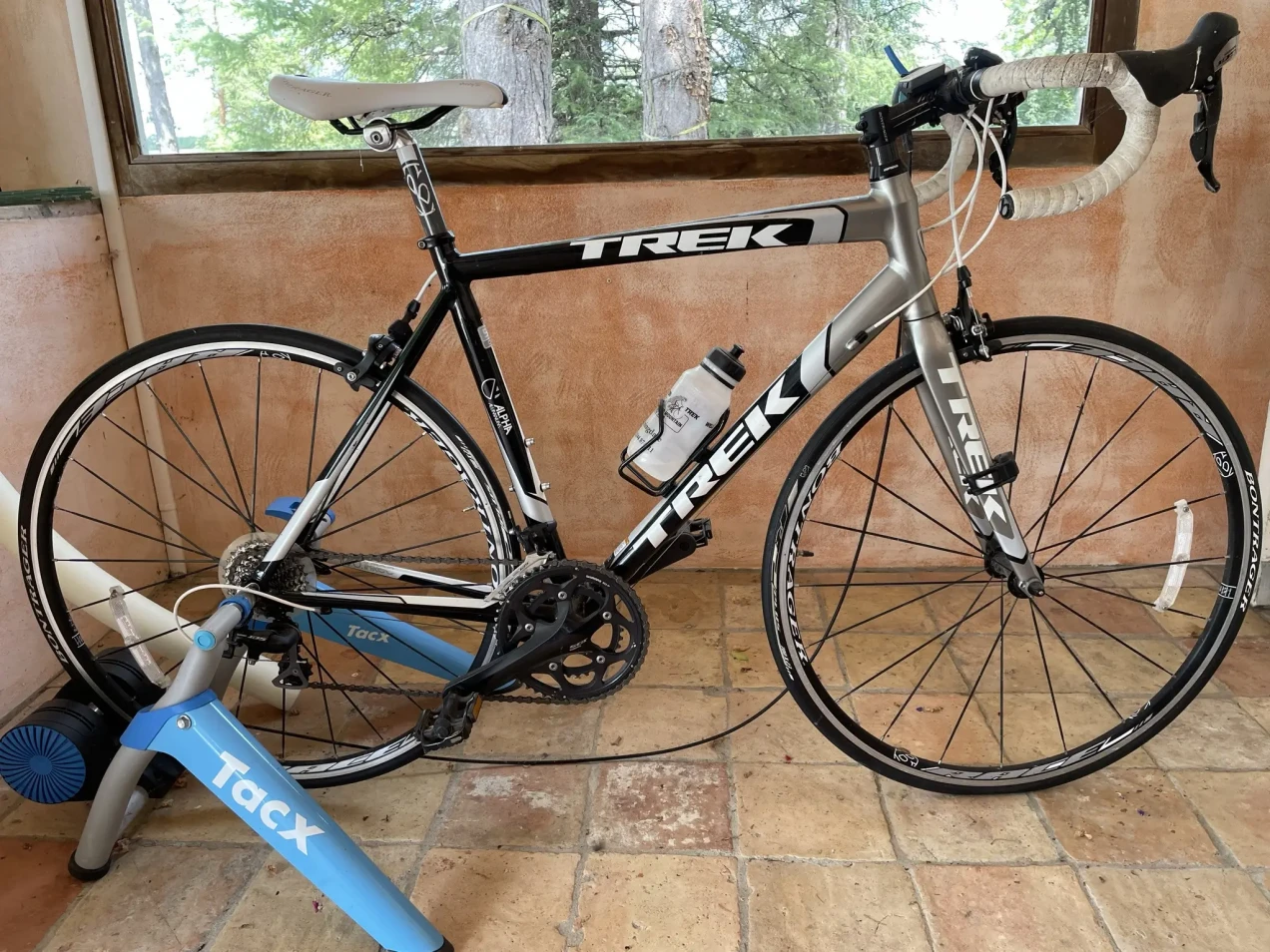 Trek Alpha 2.3 used in 56 cm | buycycle