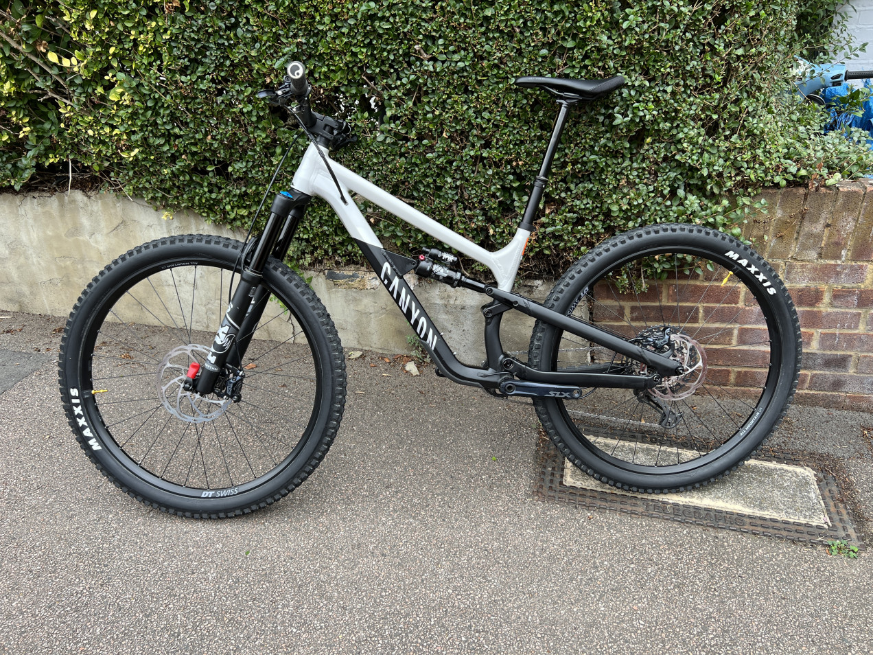 Canyon Spectral 125 AL 6 used in m | buycycle