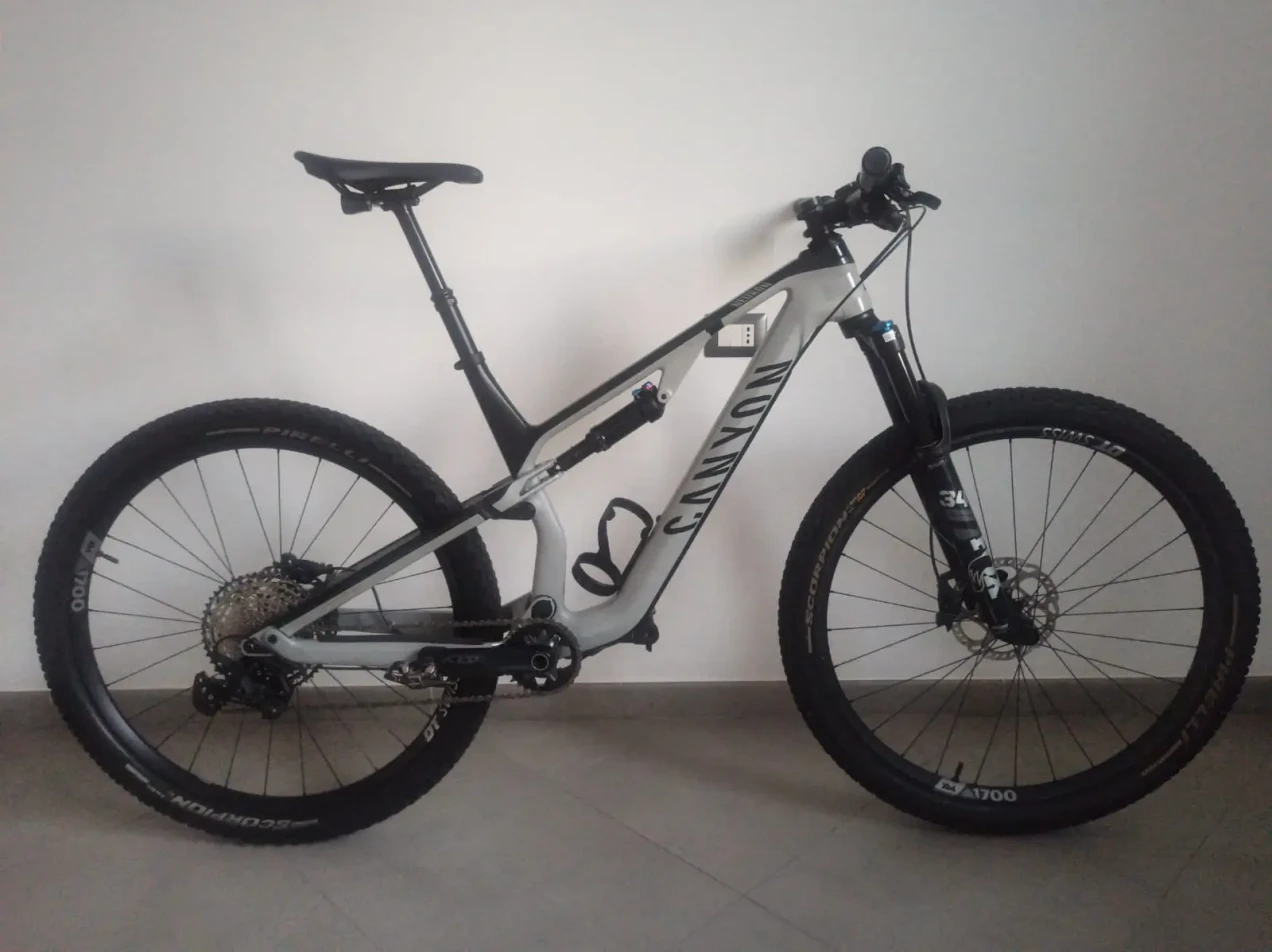 Canyon Neuron CF 8 used in L | buycycle