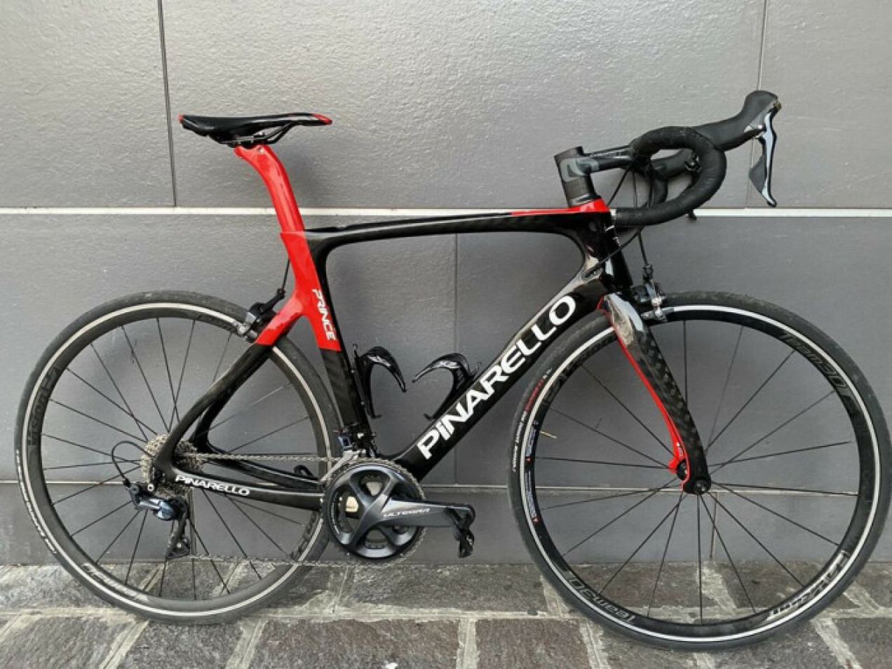Pinarello PRINCE used in 56 cm | buycycle