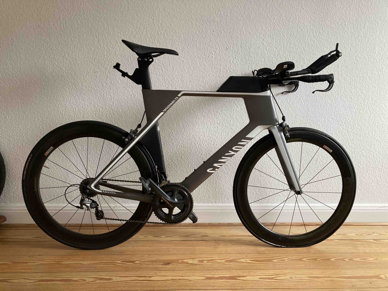 Canyon Speedmax CF 8.0 used in 58 cm | buycycle