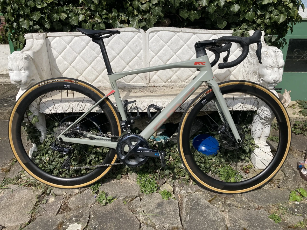 BMC Roadmachine 01 THREE gebruikt in s | buycycle