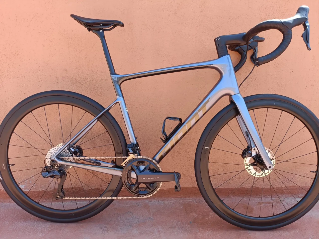 Giant Defy Advanced Pro 1 used in 56 cm | buycycle