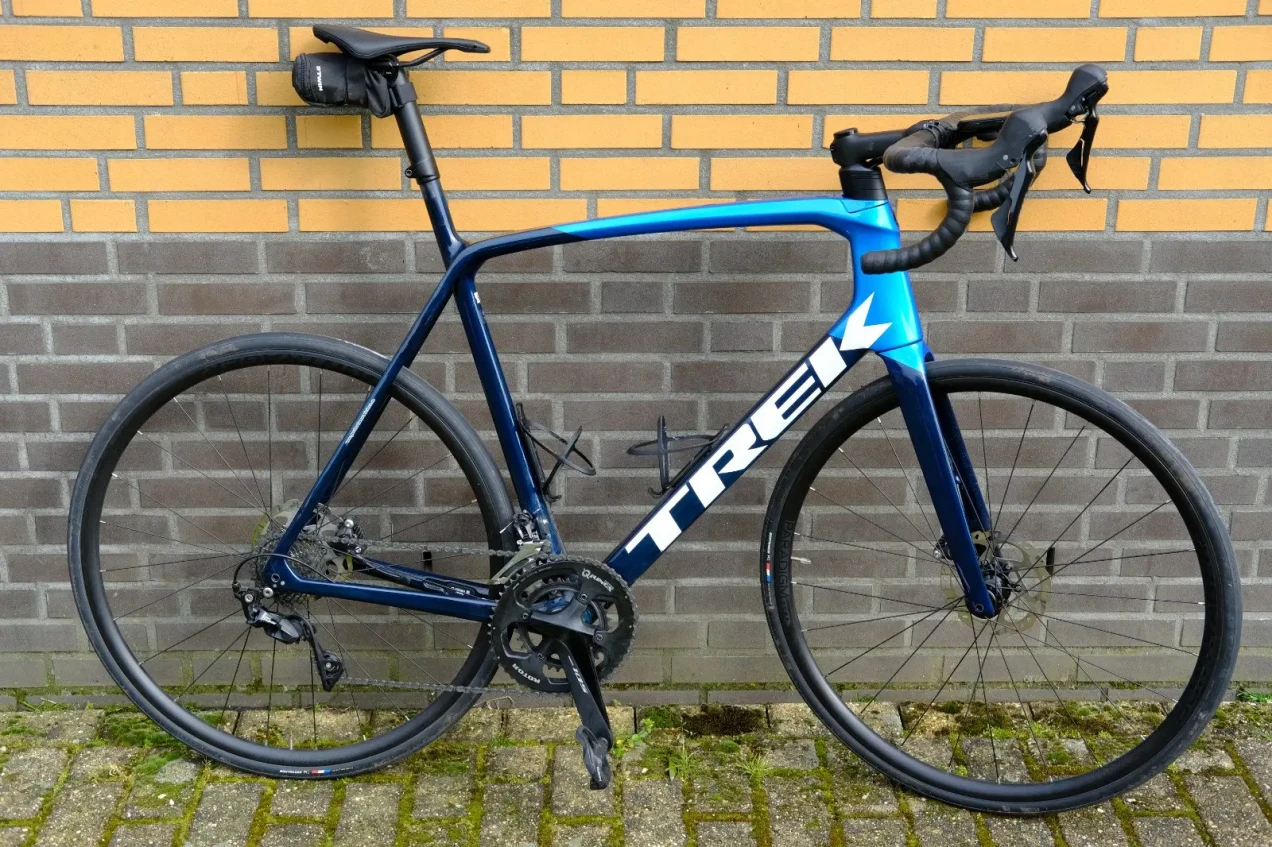 Trek Émonda SL 5 Disc used in 62 cm | buycycle