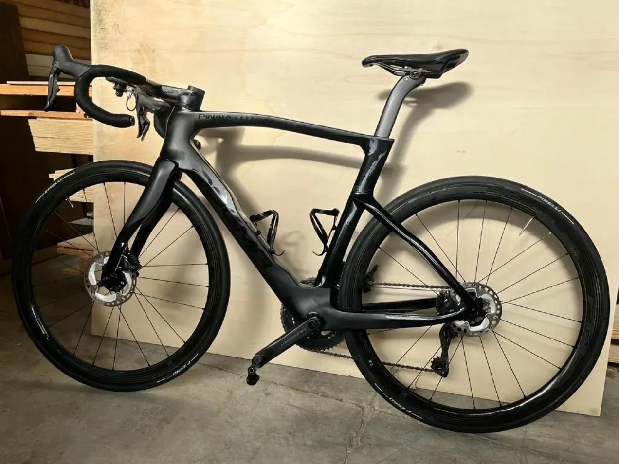 Pinarello Dogma F Ultegra Di2 wykorzystywany w L | buycycle