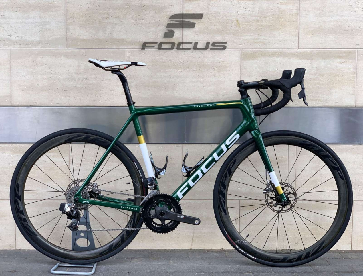 Focus IZALCO MAX DISC 9.8 usato in 56 cm | buycycle