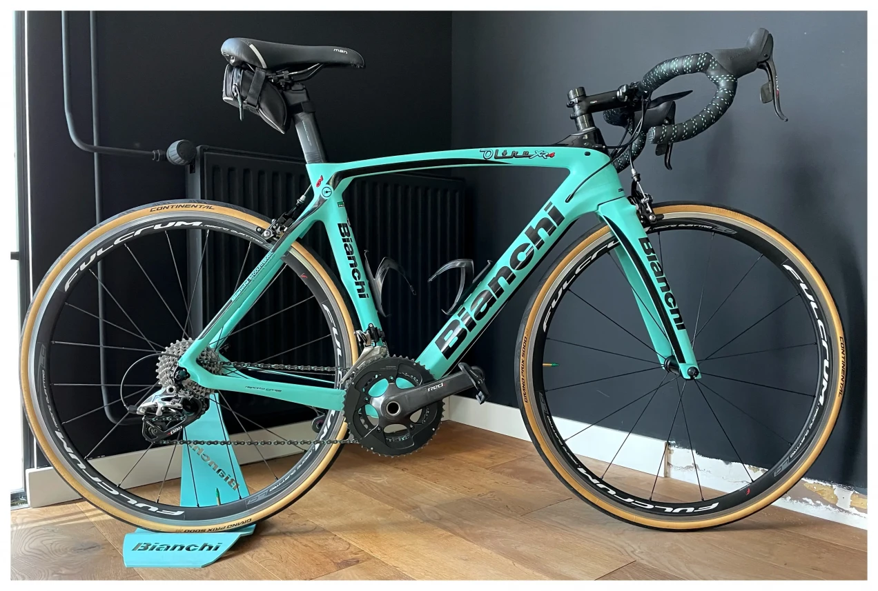 Bianchi Oltre Xr4 Sram red used in m | buycycle