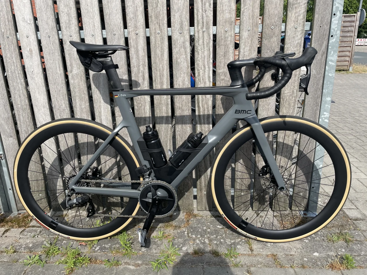 BMC TIMEMACHINE ROAD 01 THREE used in 56 cm | buycycle