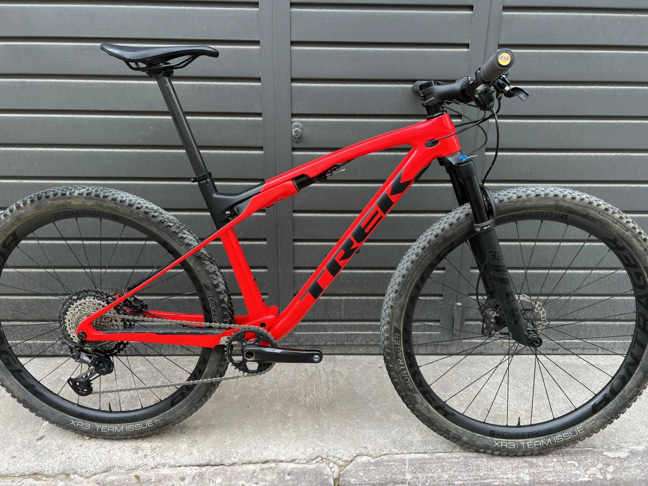 Trek Supercaliber 9.8 XT used in L | buycycle