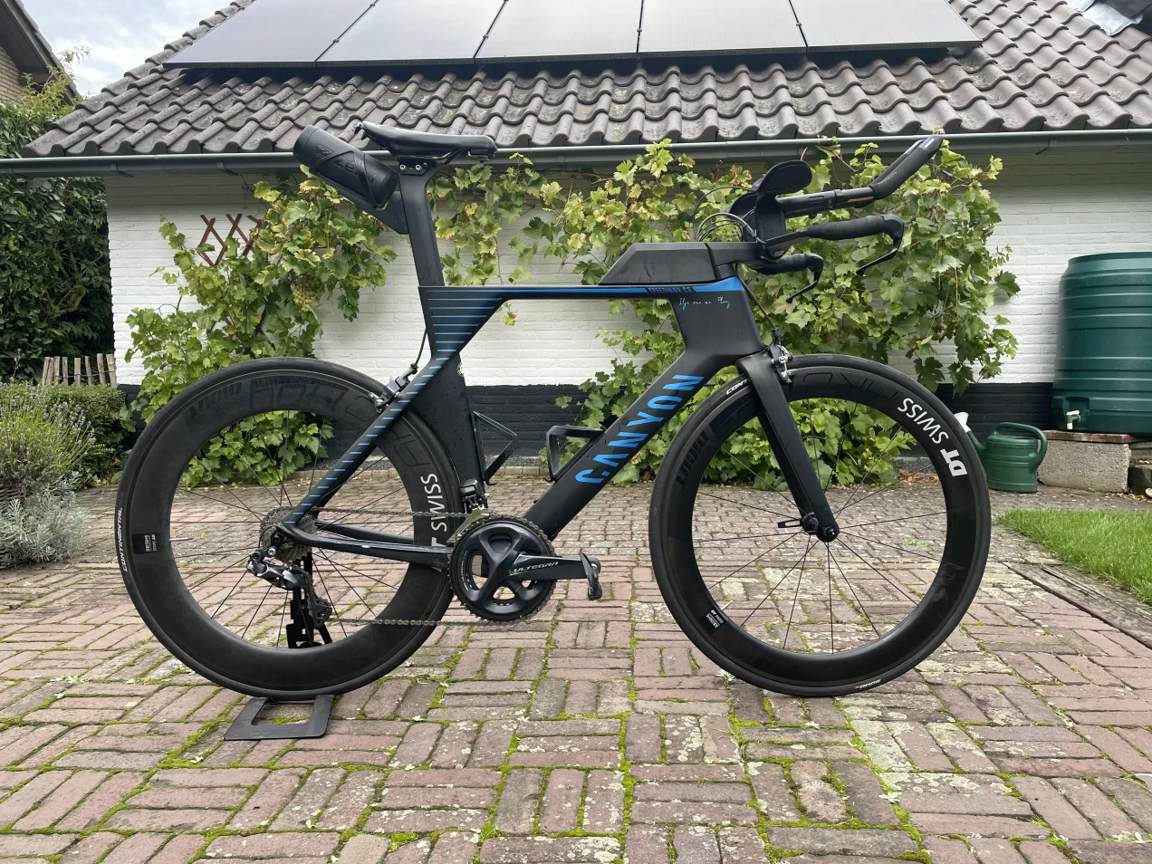 Canyon Speedmax CF 8.0 Di2 used in L | buycycle