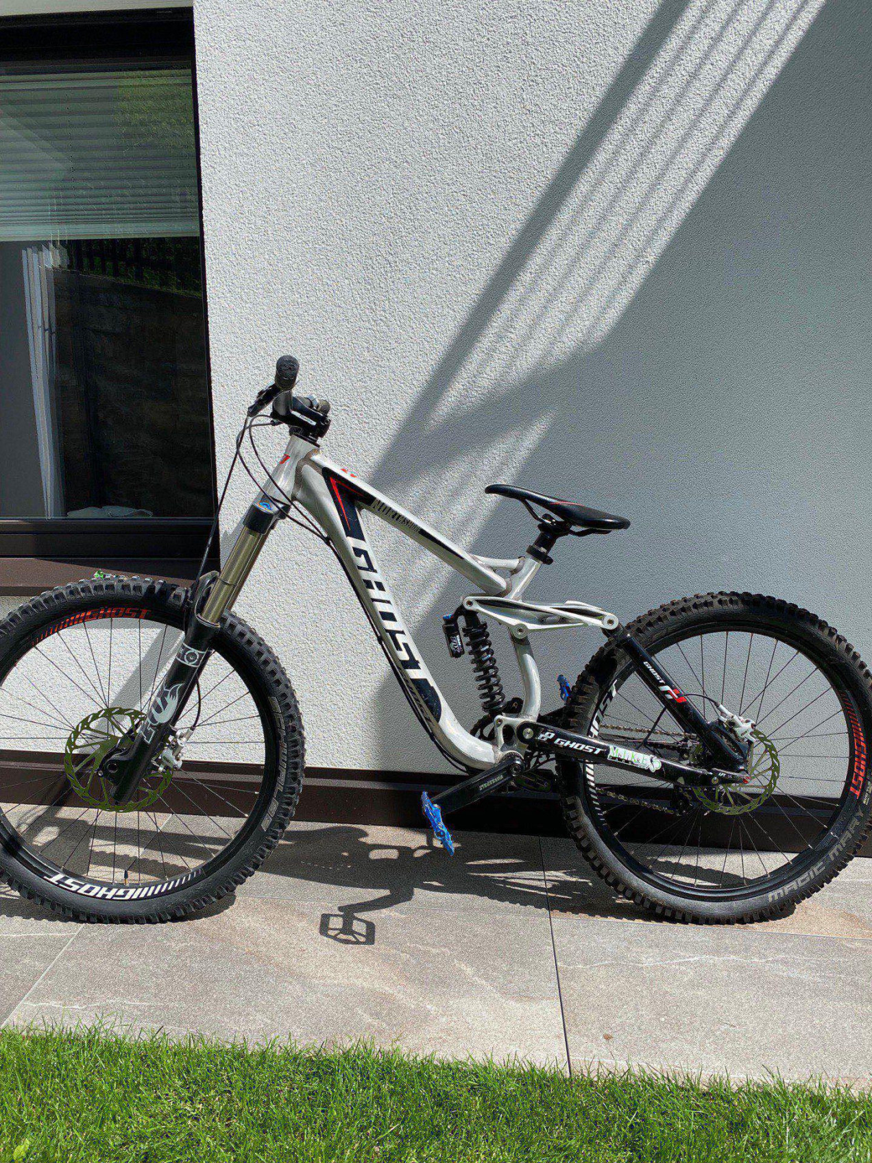 Achetez un vélo d'occasion Ghost Riot 7 en s | buycycle