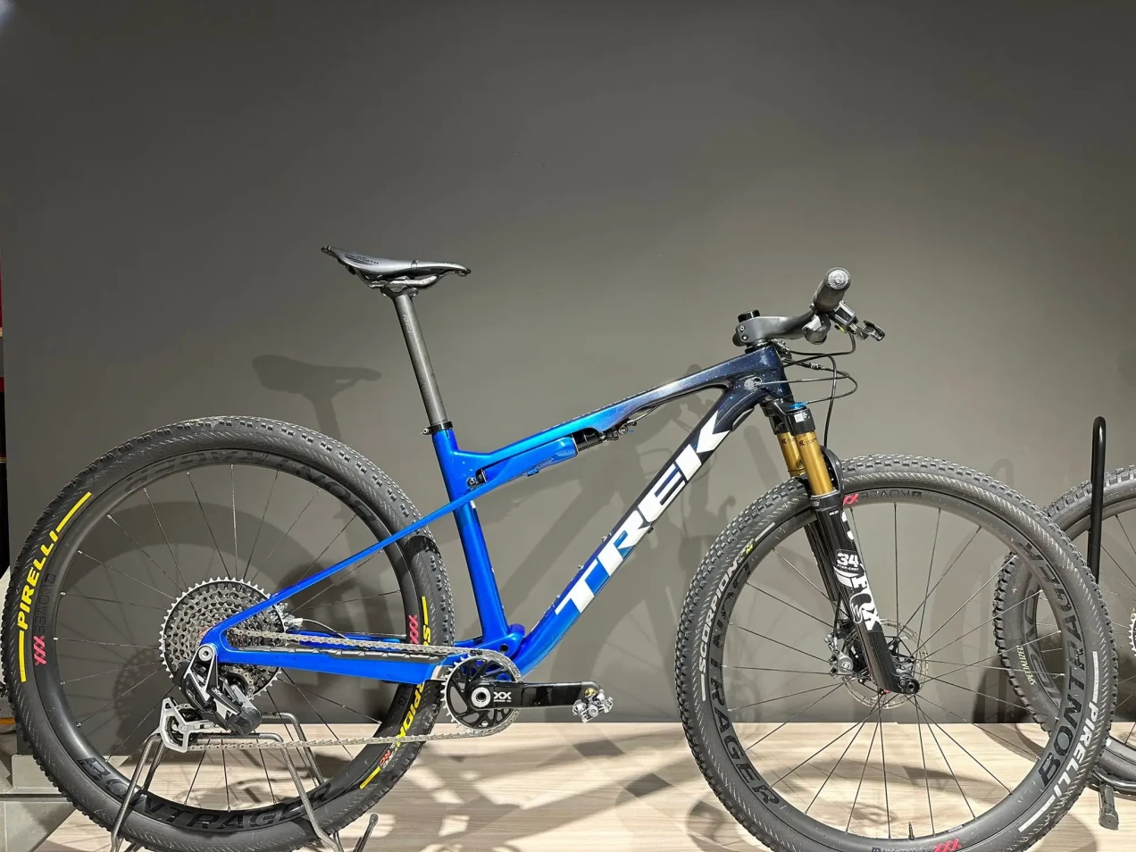 Trek SUPERCALIBER M/L used in M | buycycle