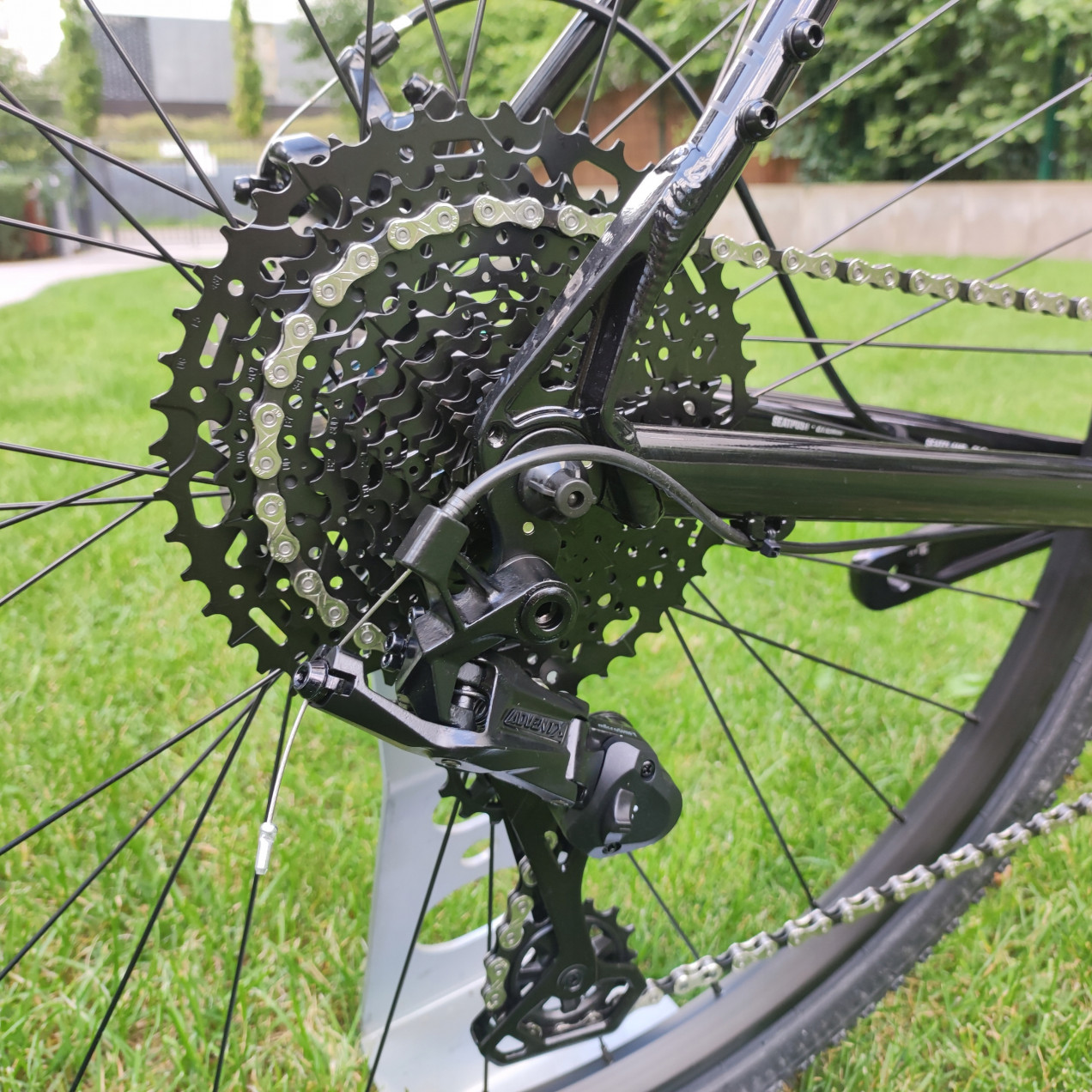 Octane One Gridd 2 Black used in 56 cm | buycycle