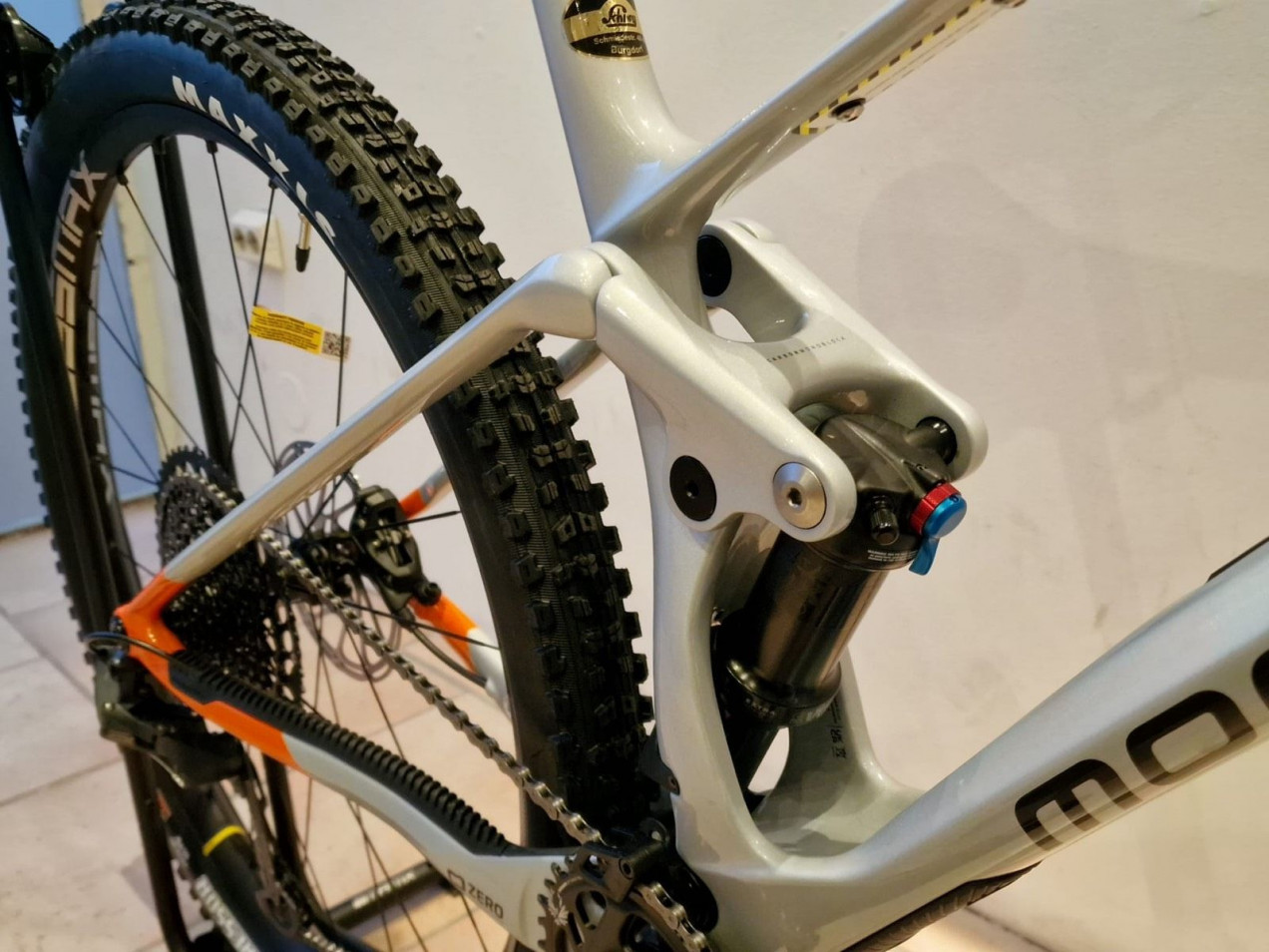 Mondraker RAZE CARBON R utilizado en l | buycycle