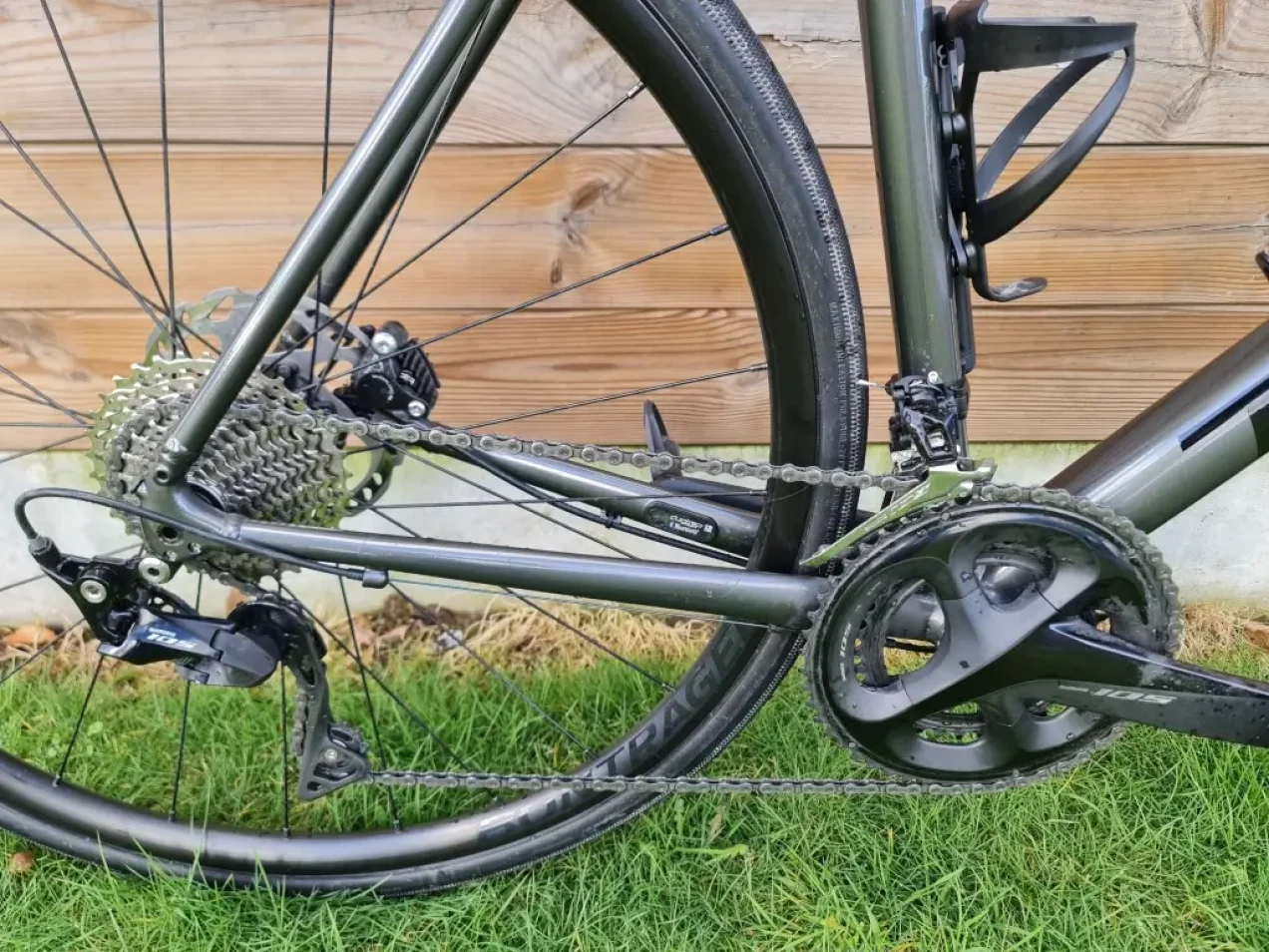 Trek Domane AL 5 Disc used in 61 cm | buycycle