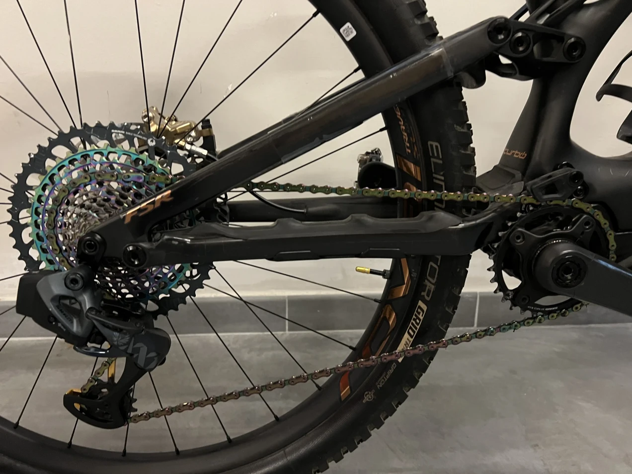 Specialized S-Works Turbo Levo SL used in l | buycycle