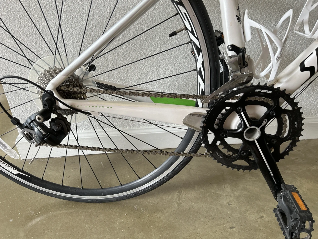 Specialized Amira Sport used in 44 cm | buycycle