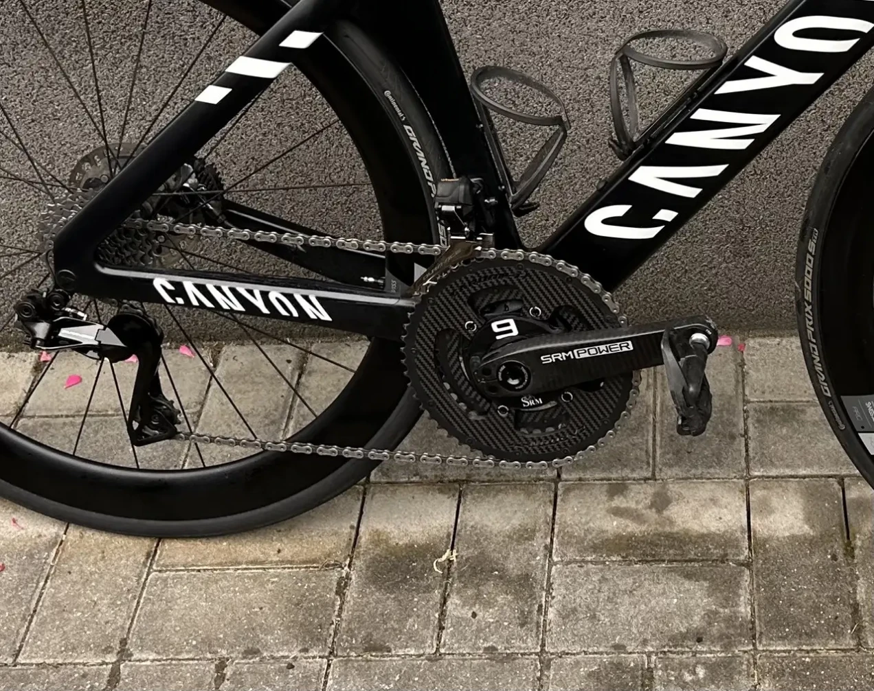 Canyon Aeroad CFR Disc Di2 used in M | buycycle