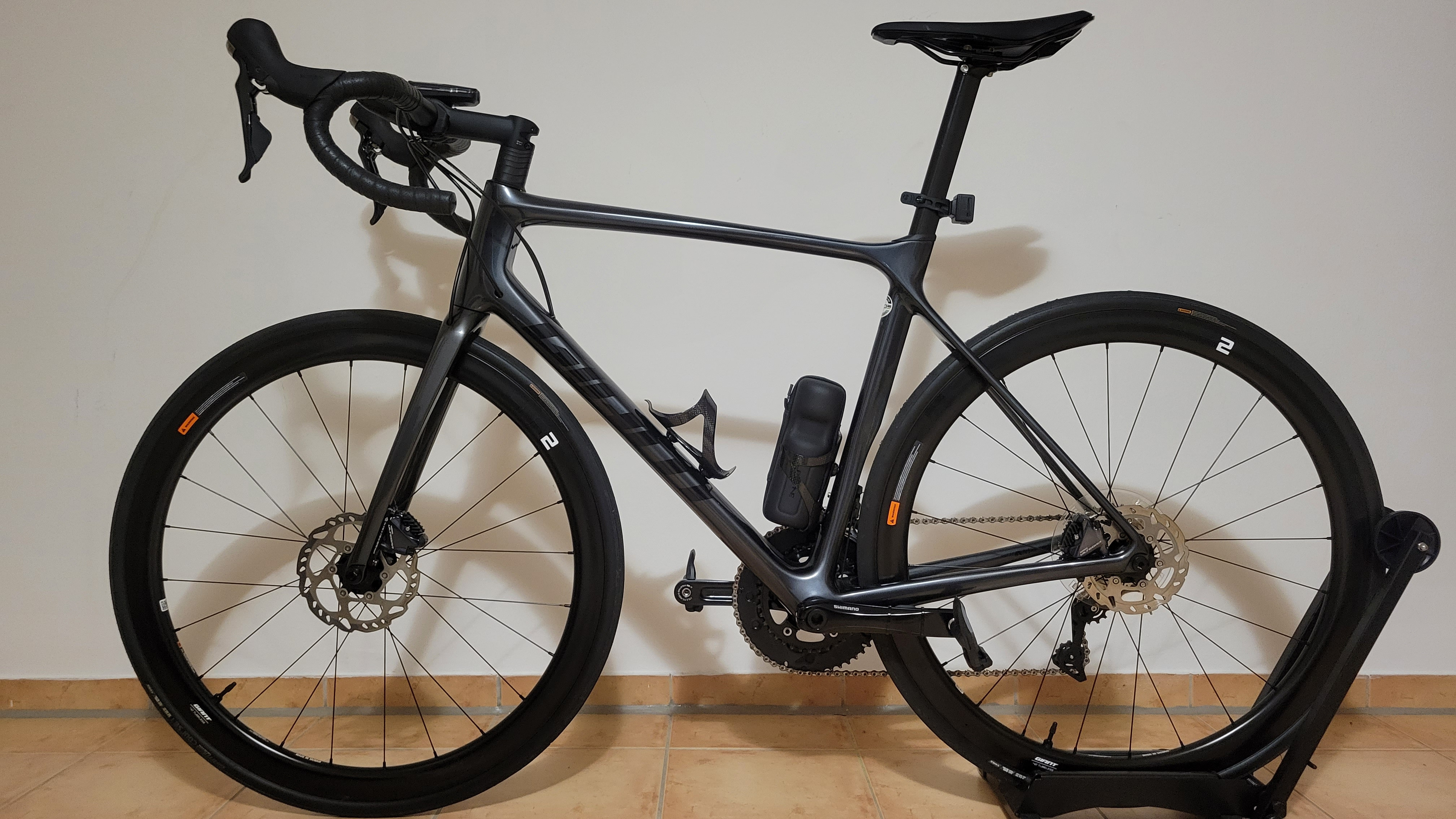 Giant TCR advanced 1+ used in L | buycycle