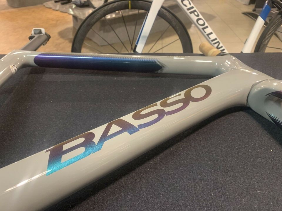 Basso Astra Disc Frameset gebruikt in 58 cm | buycycle