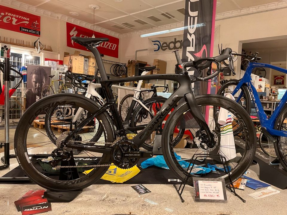 Pinarello Dogma F SUPER RECORD EPS utilizado en 55 cm | buycycle