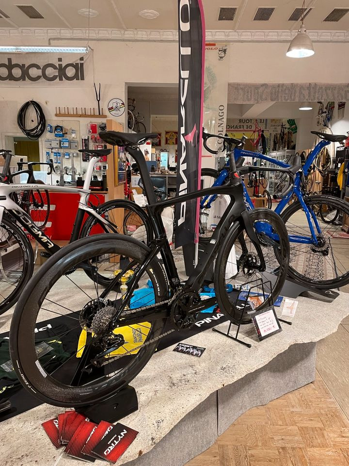 Pinarello Dogma F SUPER RECORD EPS utilizado en 55 cm | buycycle