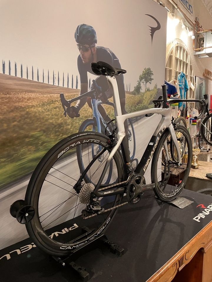 Pinarello Dogma F SUPER RECORD EPS used in 54 cm | buycycle