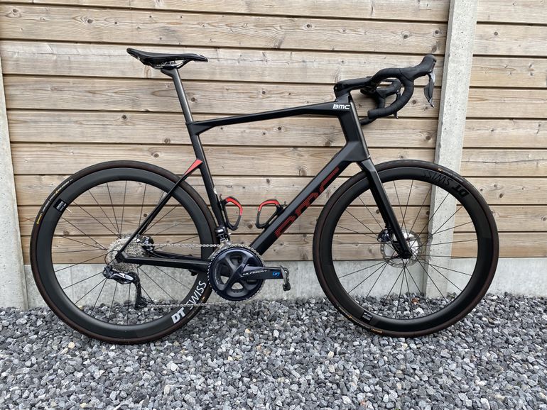 BMC Roadmachine 01 FOUR used in 61 cm | buycycle