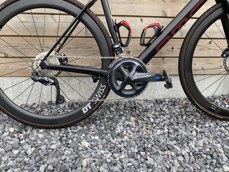 BMC Roadmachine 01 FOUR used in 61 cm | buycycle