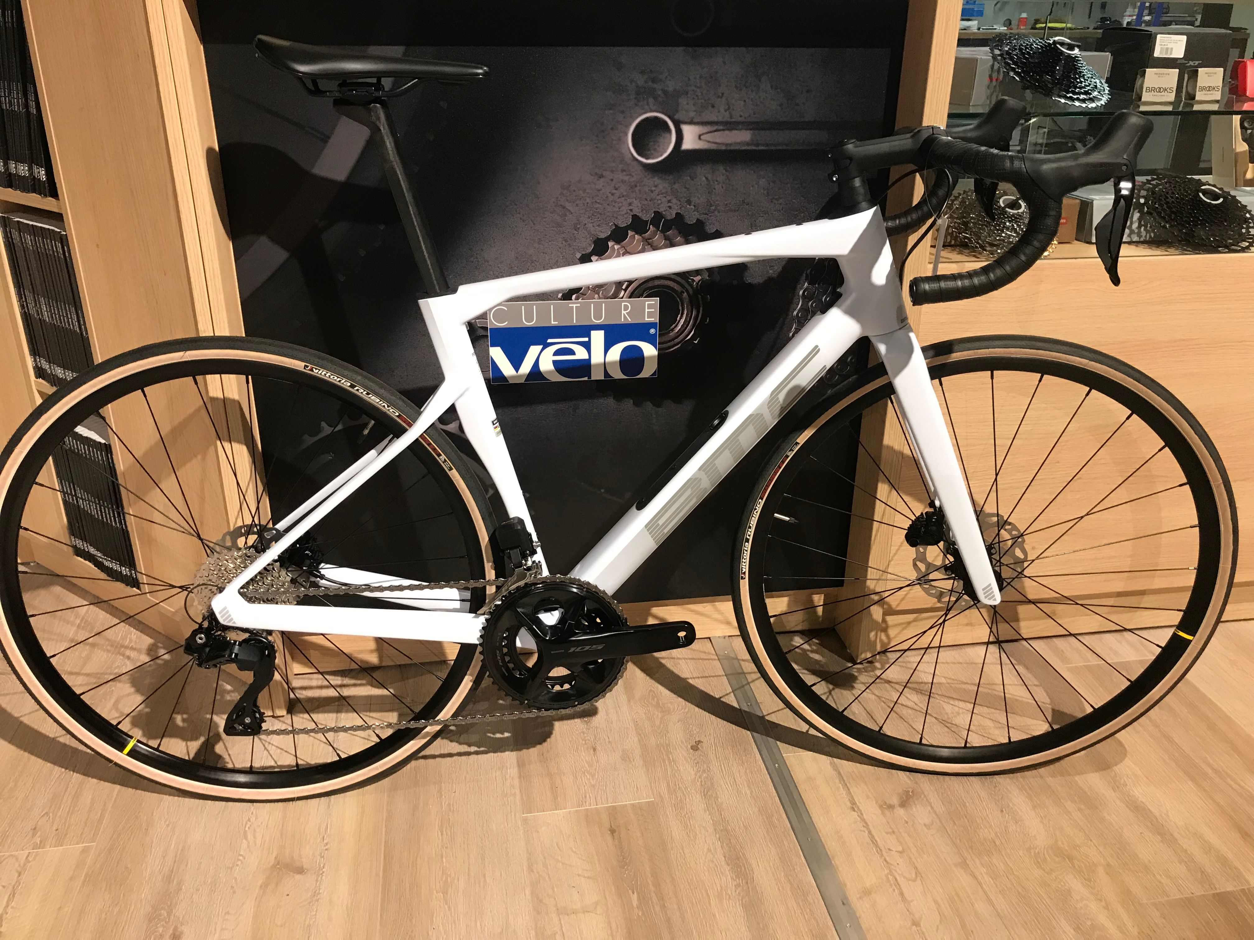 BMC Roadmachine FOUR used in 54 cm | buycycle USA
