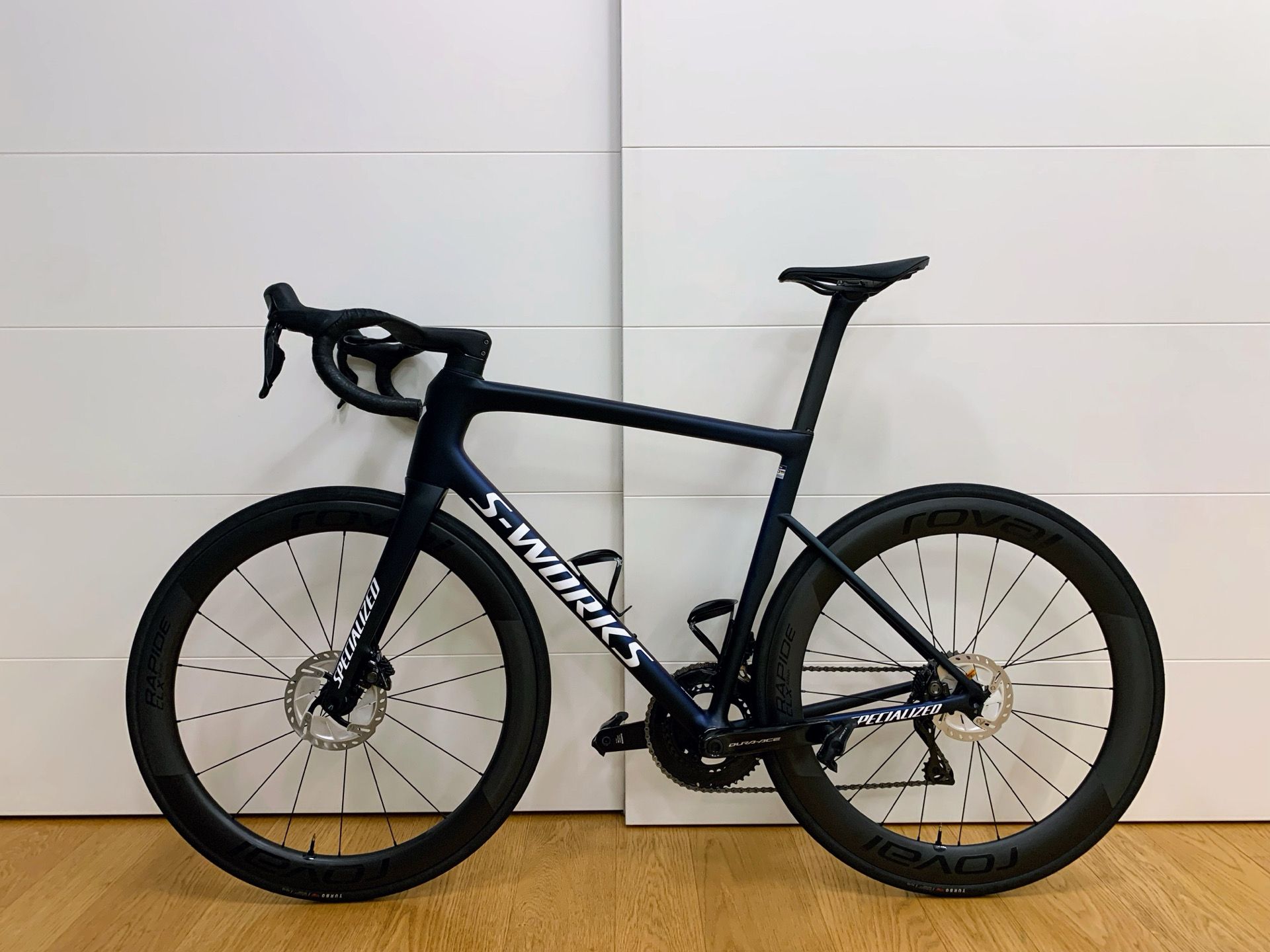 Specialized S-Works Tarmac SL8 - Shimano Dura-Ace Di2 used in 58 cm | buycycle Ireland
