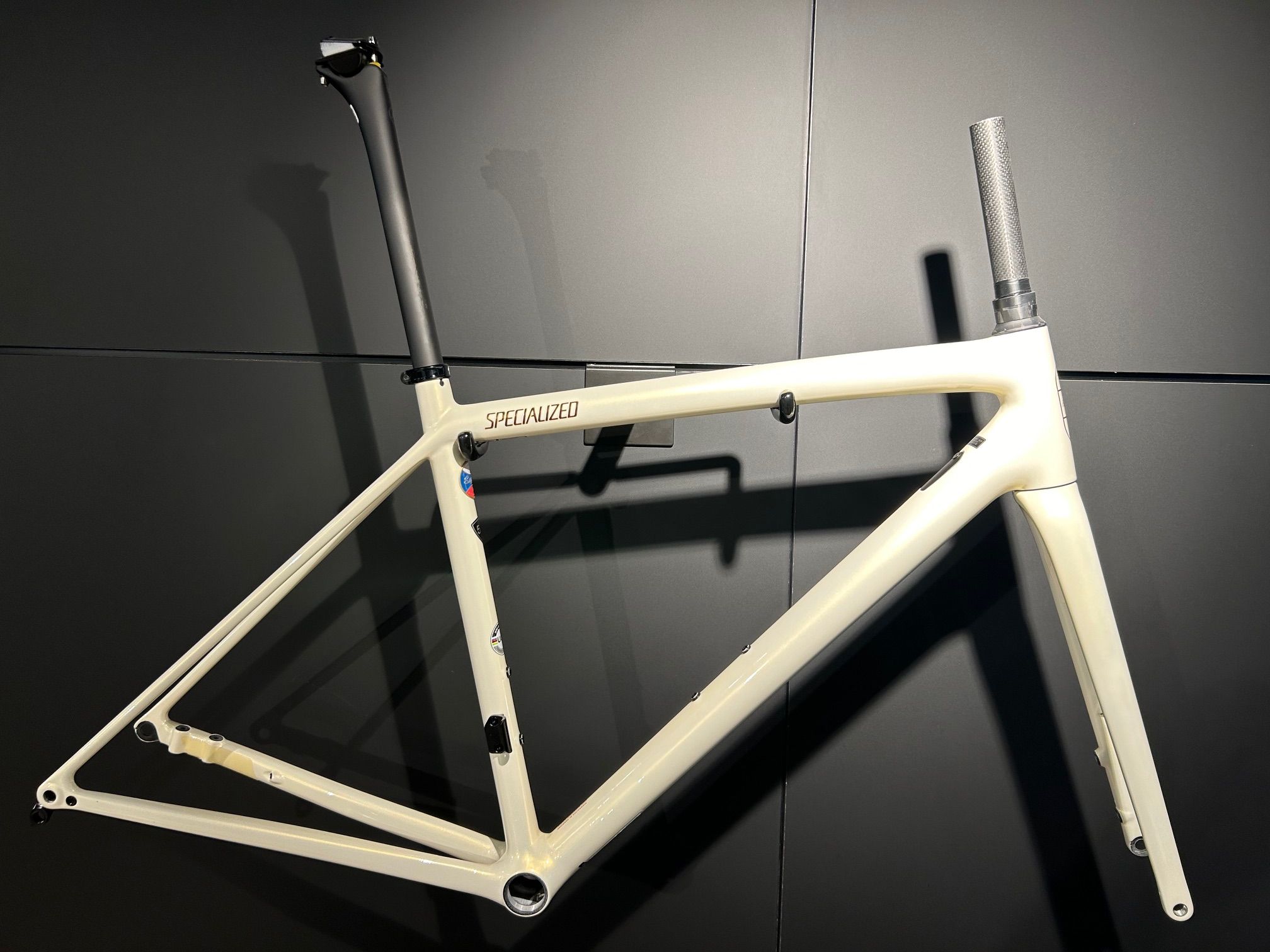 Specialized Aethos Frameset - Sagan Collection: Disruption used in 54 ...