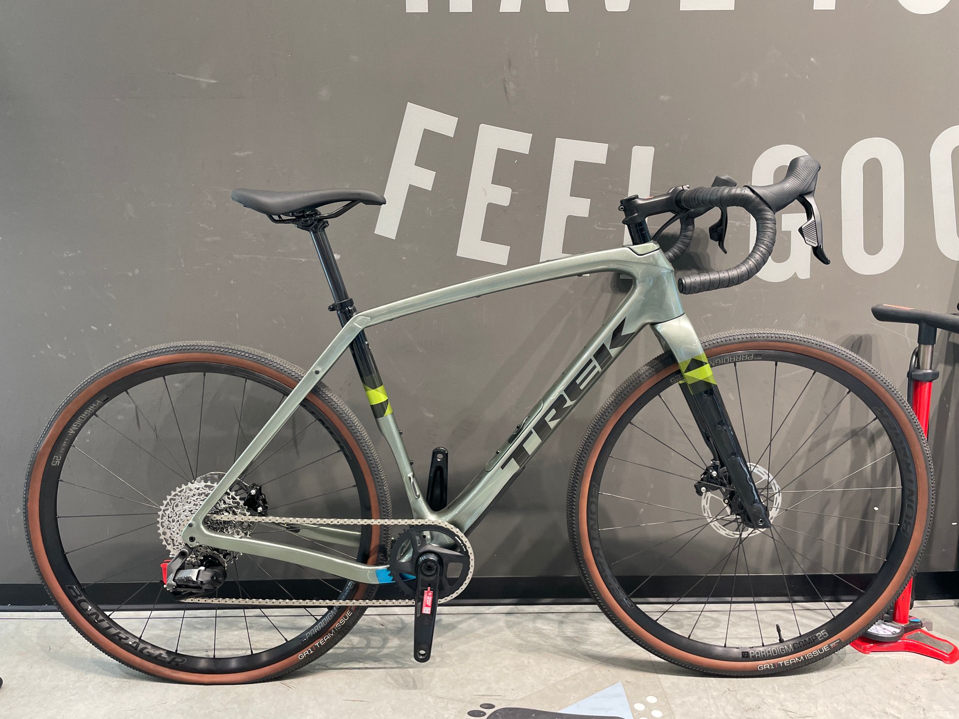 Trek Checkpoint SL 6 AXS used in 56 cm | buycycle USA