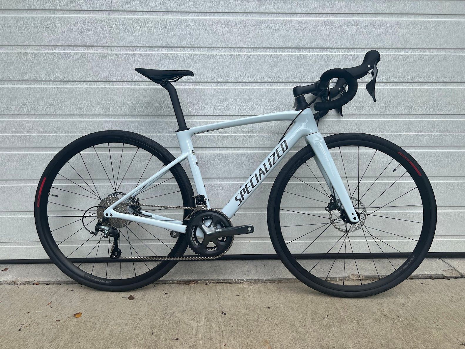 Specialized Roubaix SL8 used in 54 cm | buycycle