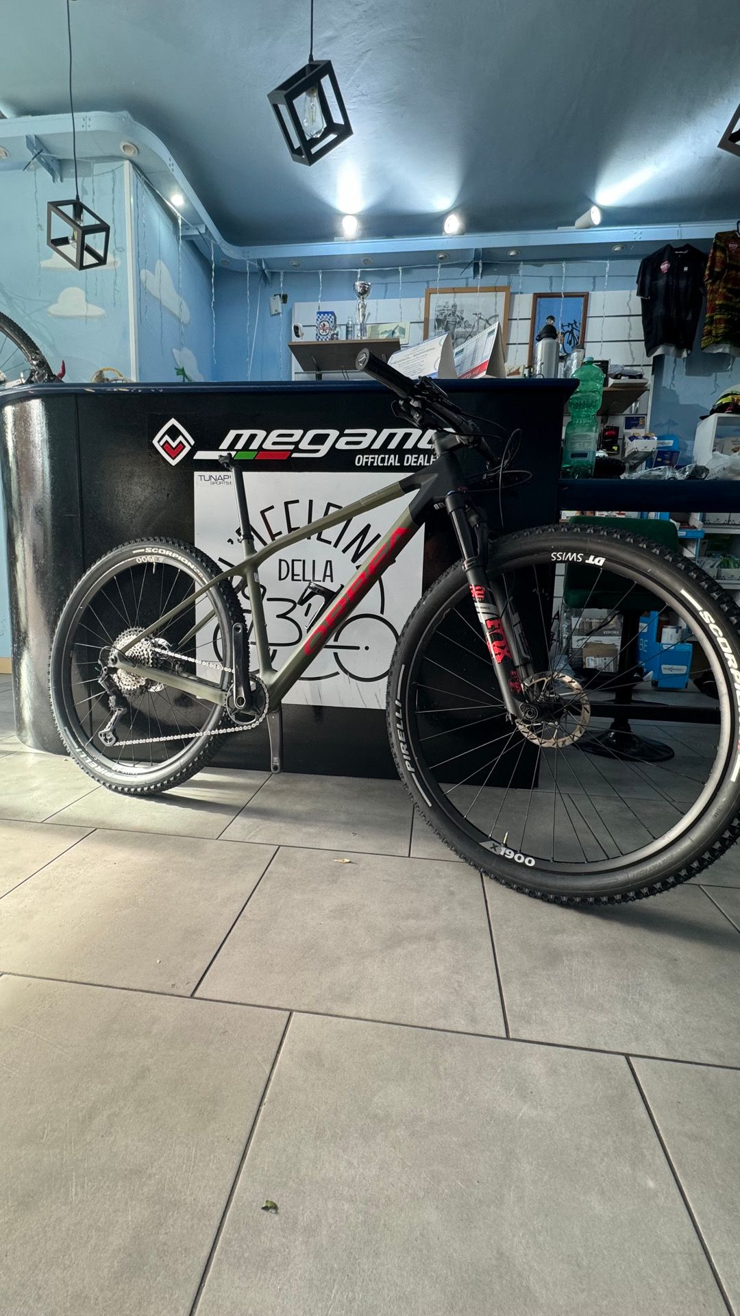 Orbea Alma M20 used in SM | Black Friday Deals | buycycle USA