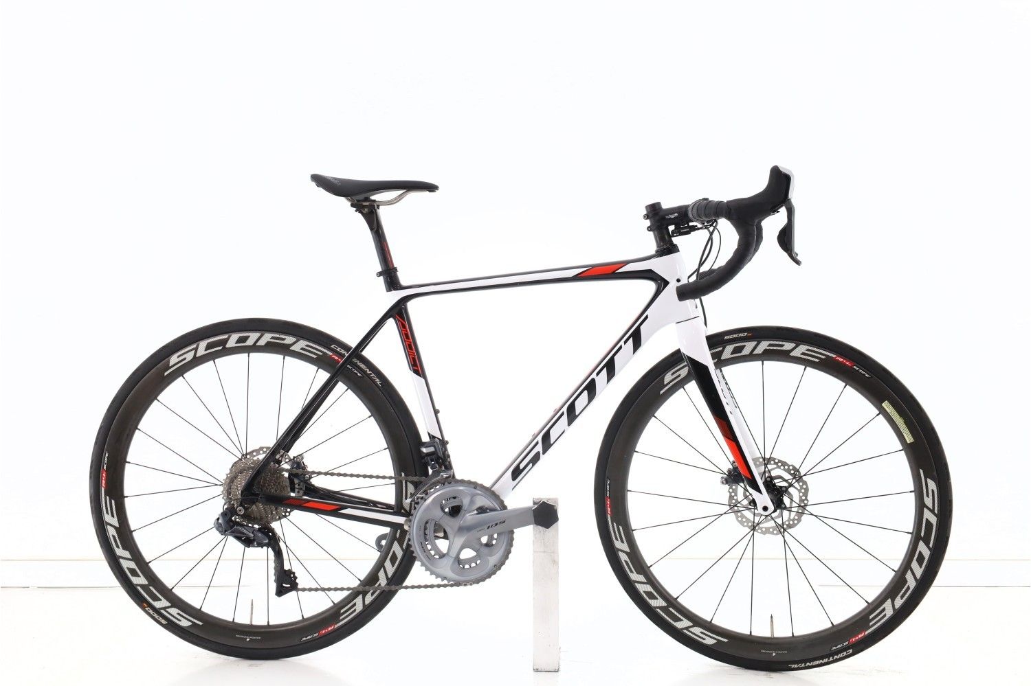 Scott addict 20 di2 11v used in 54 cm | Black Friday Deals | buycycle USA