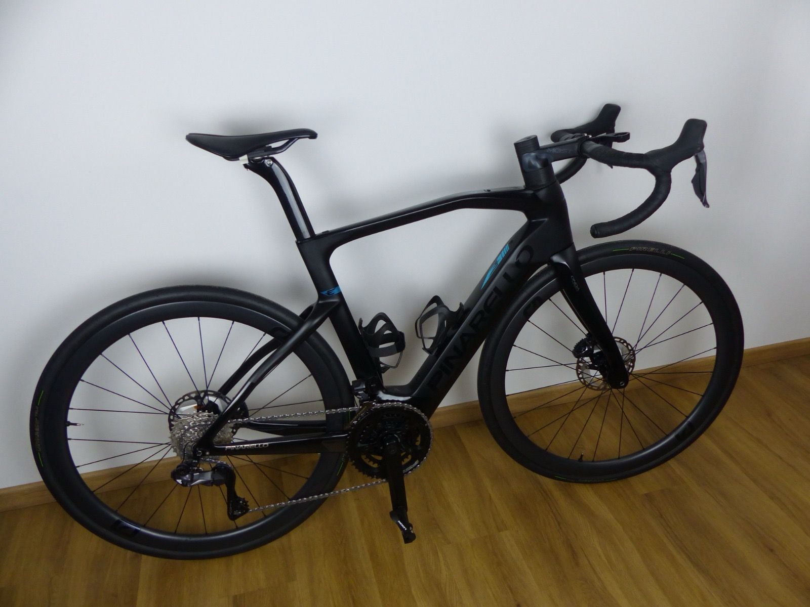 Pinarello NYTRO E7 ROAD - ULTEGRA Di2 used in 53 cm | Black Friday Deals | buycycle USA