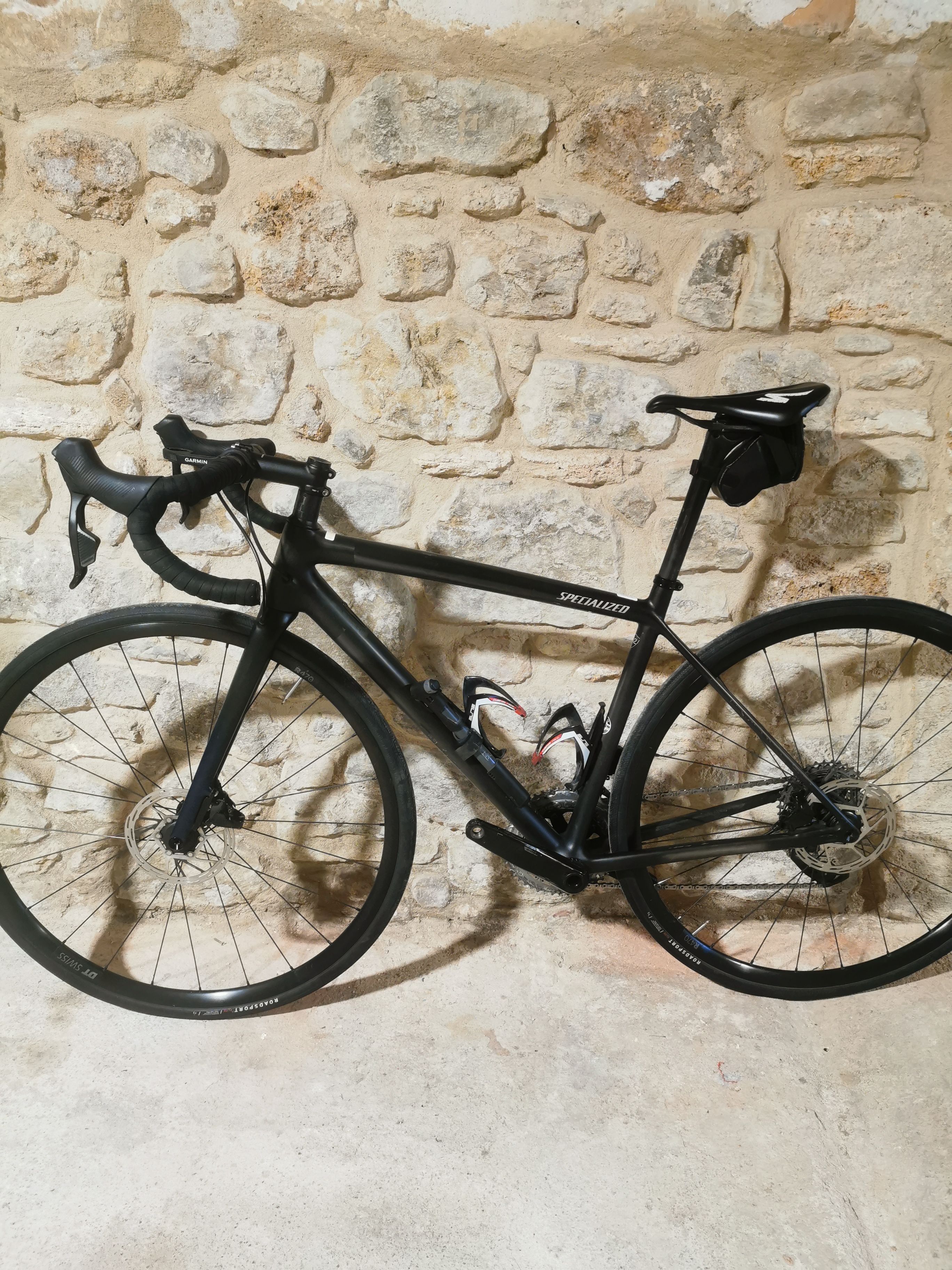 Specialized Aethos Comp - Rival eTap AXS used in 52 cm | Black Friday ...