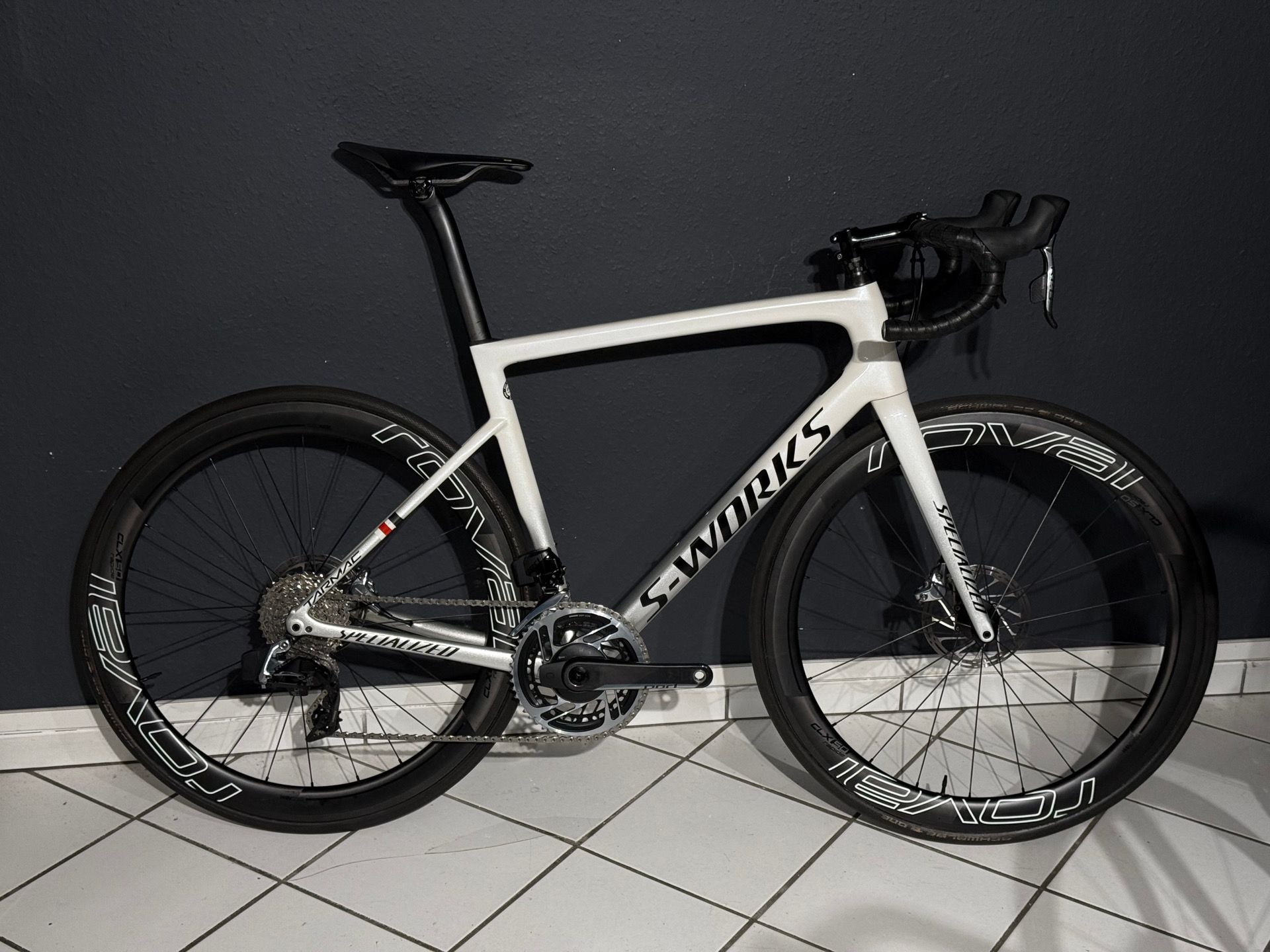 Specialized S-Works Tarmac - SRAM Red eTap AXS used in M | buycycle USA