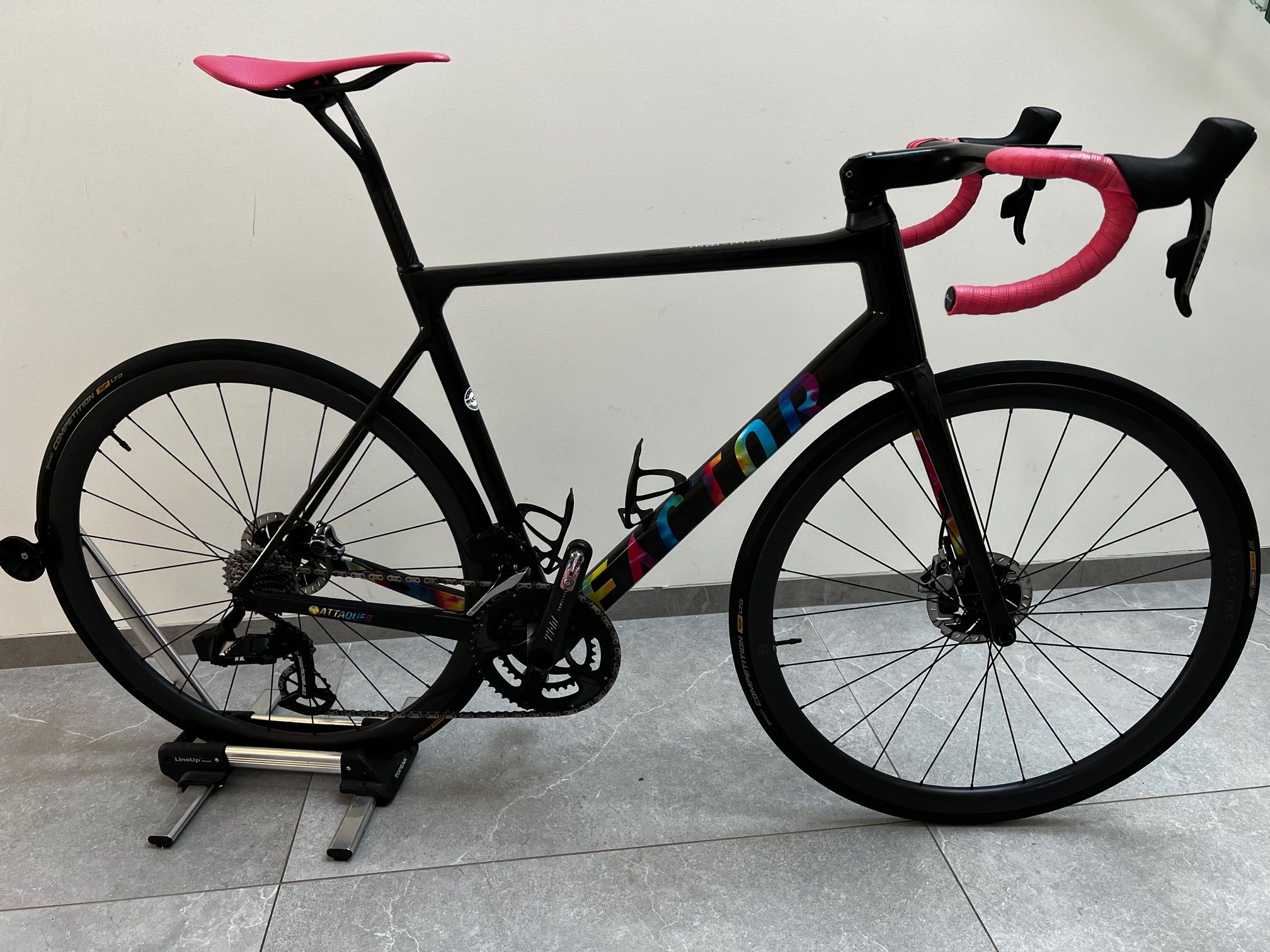 Factor O2 VAM SRAM Red eTap AXS used in 56 cm | buycycle