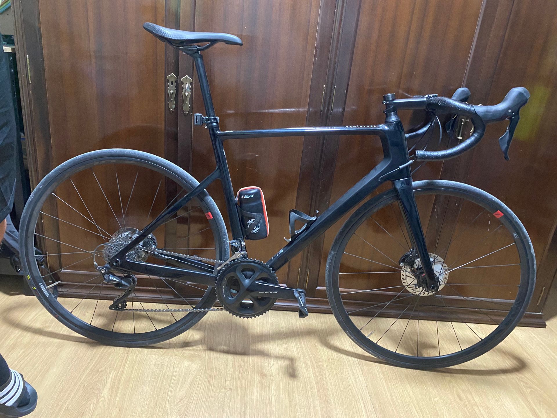 Van rysel Road Bike EDR CF 105 Disc d'occasion en LG | buycycle France