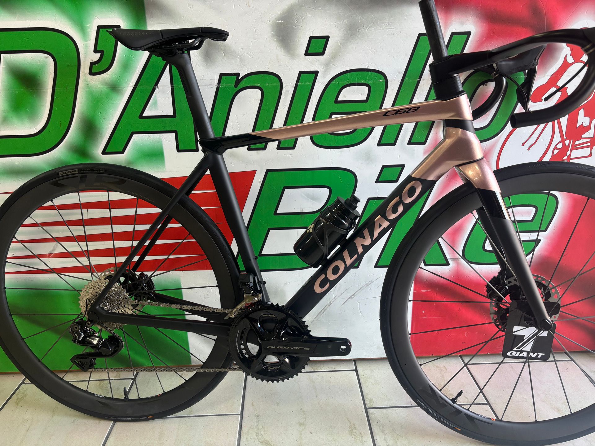 Colnago C68 Disc Dura-Ace Di2 Bike used in M | buycycle USA