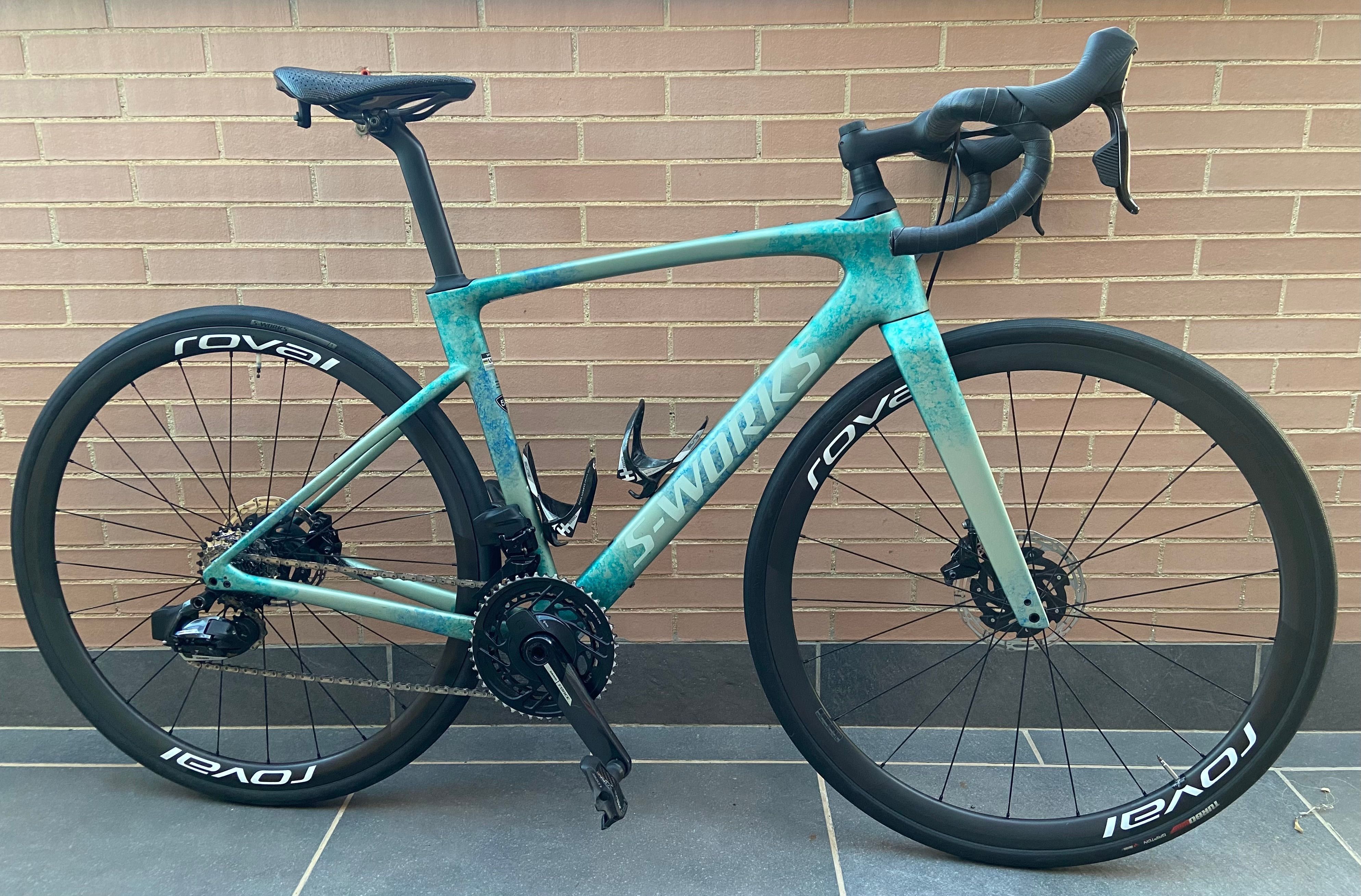 Specialized S-Works Roubaix SL8 used in 54 cm | buycycle
