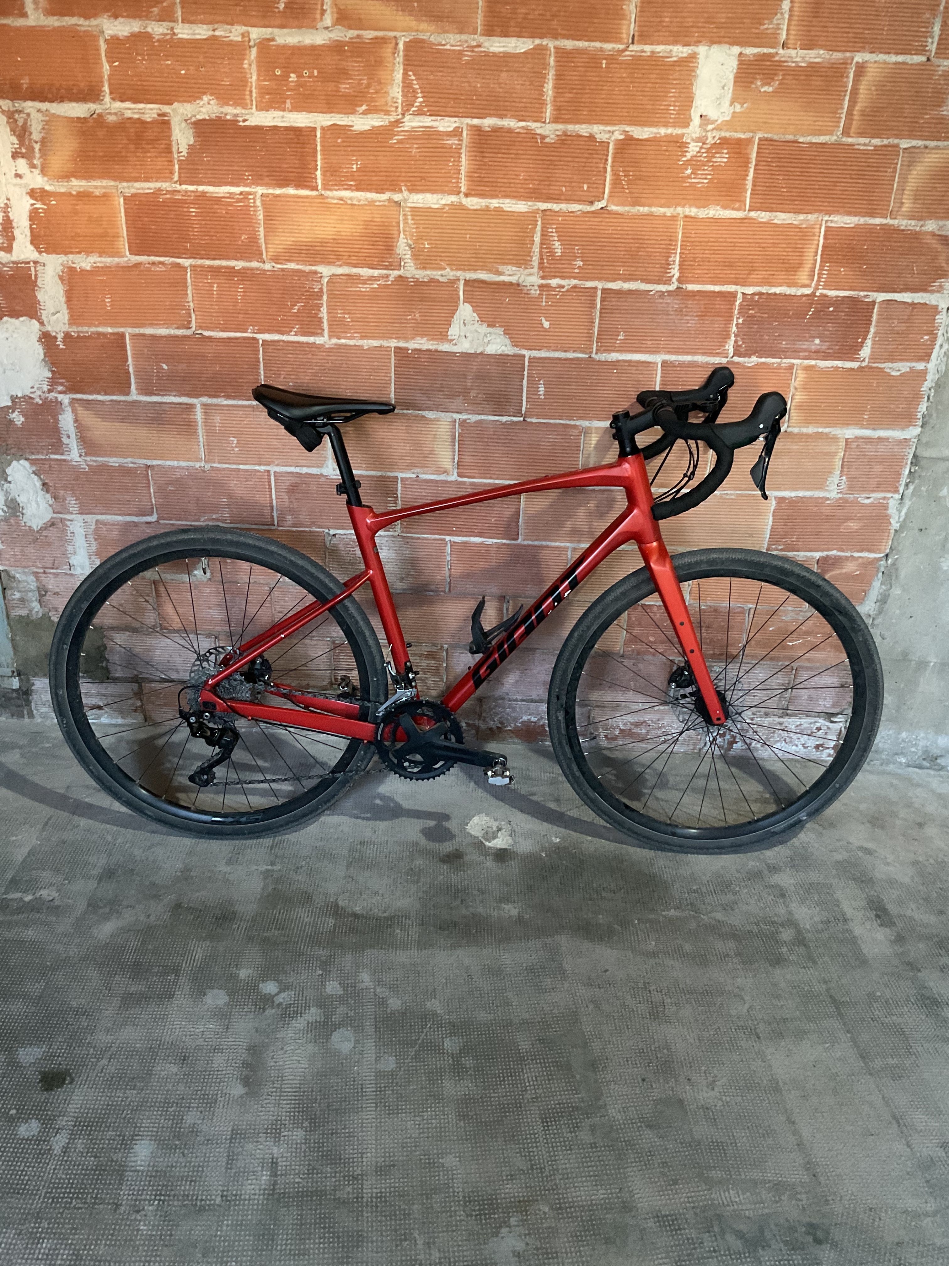 Giant Revolt 1 used in M | buycycle