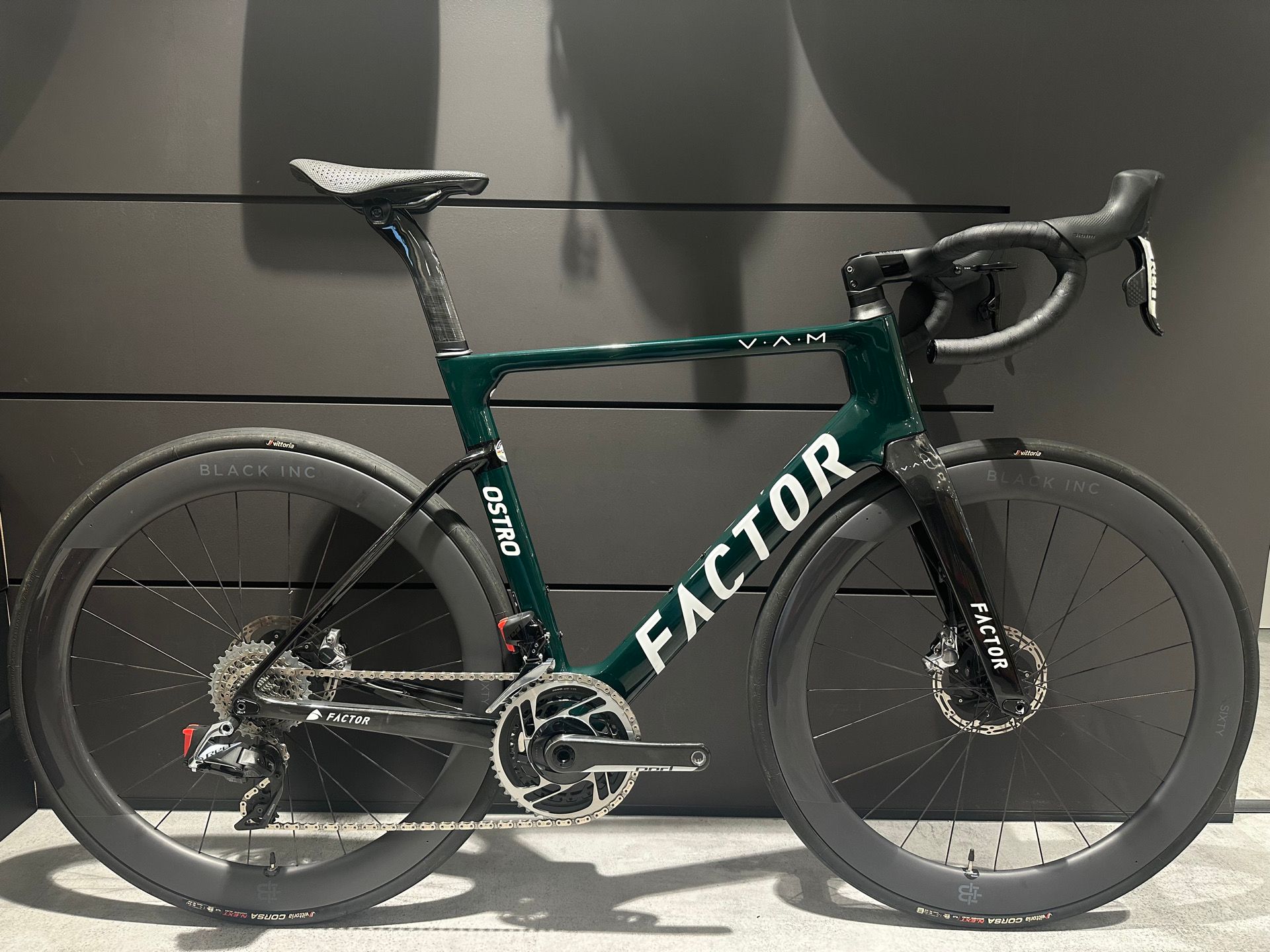 Factor Ostro Vam used in 56 cm | buycycle