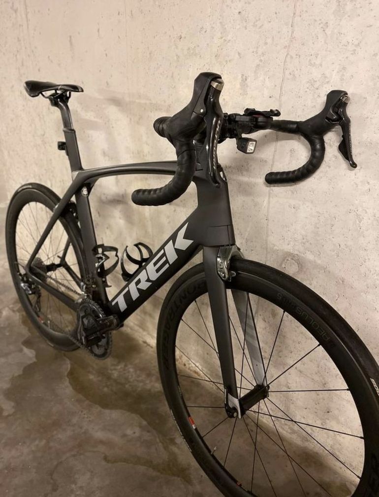 Trek Madone SL 6 used in 58 cm | buycycle