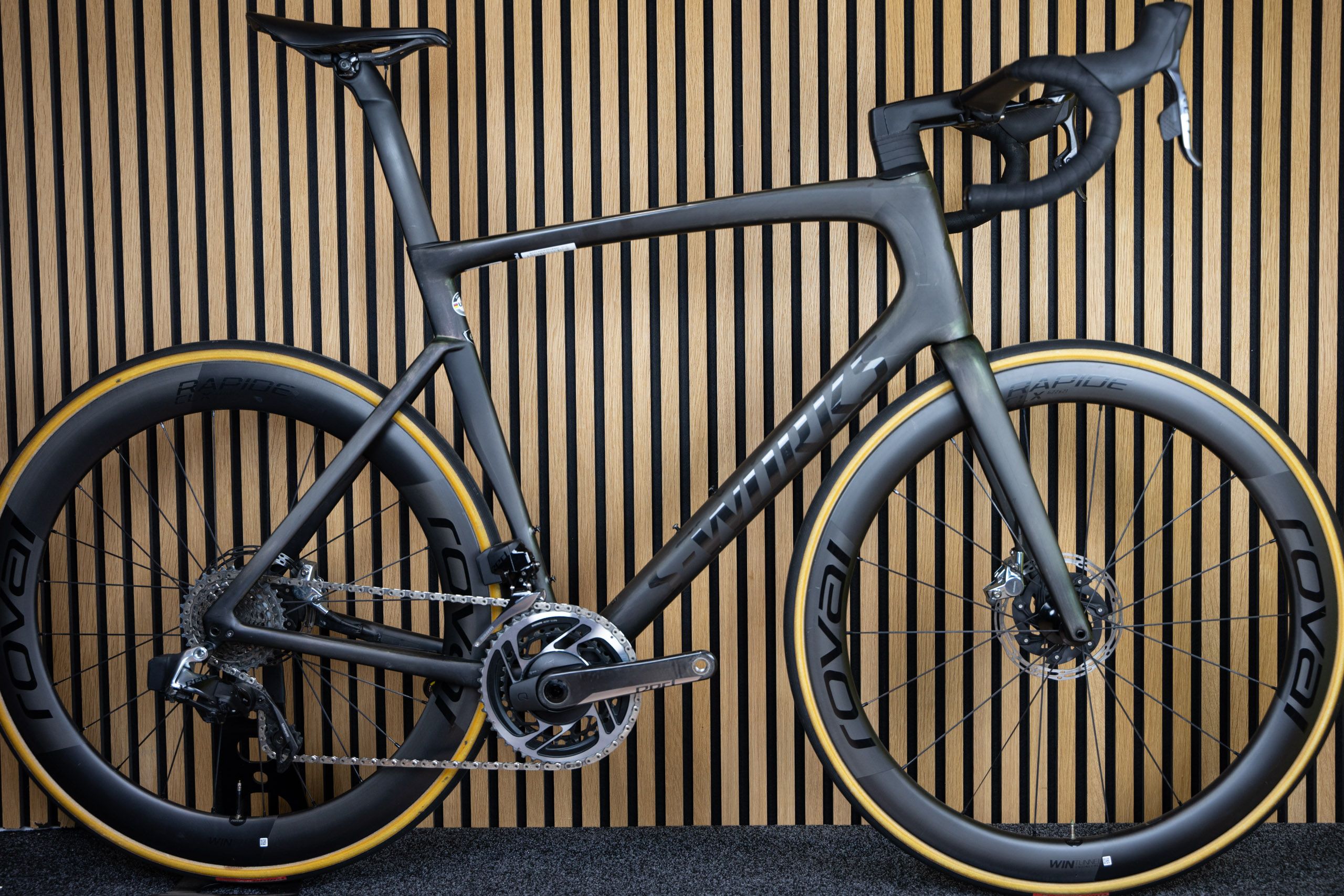 Specialized S-Works Tarmac SL7 - SRAM Red eTap AXS d'occasion en 61 cm | buycycle