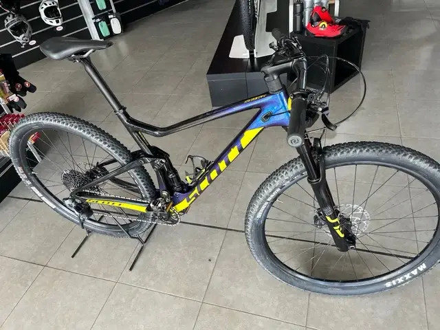 Scott Spark RC 900 Team Issue AXS used in L | buycycle