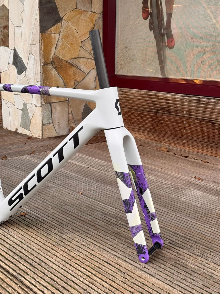 Scott Addict Gravel RC HMX used in S | buycycle