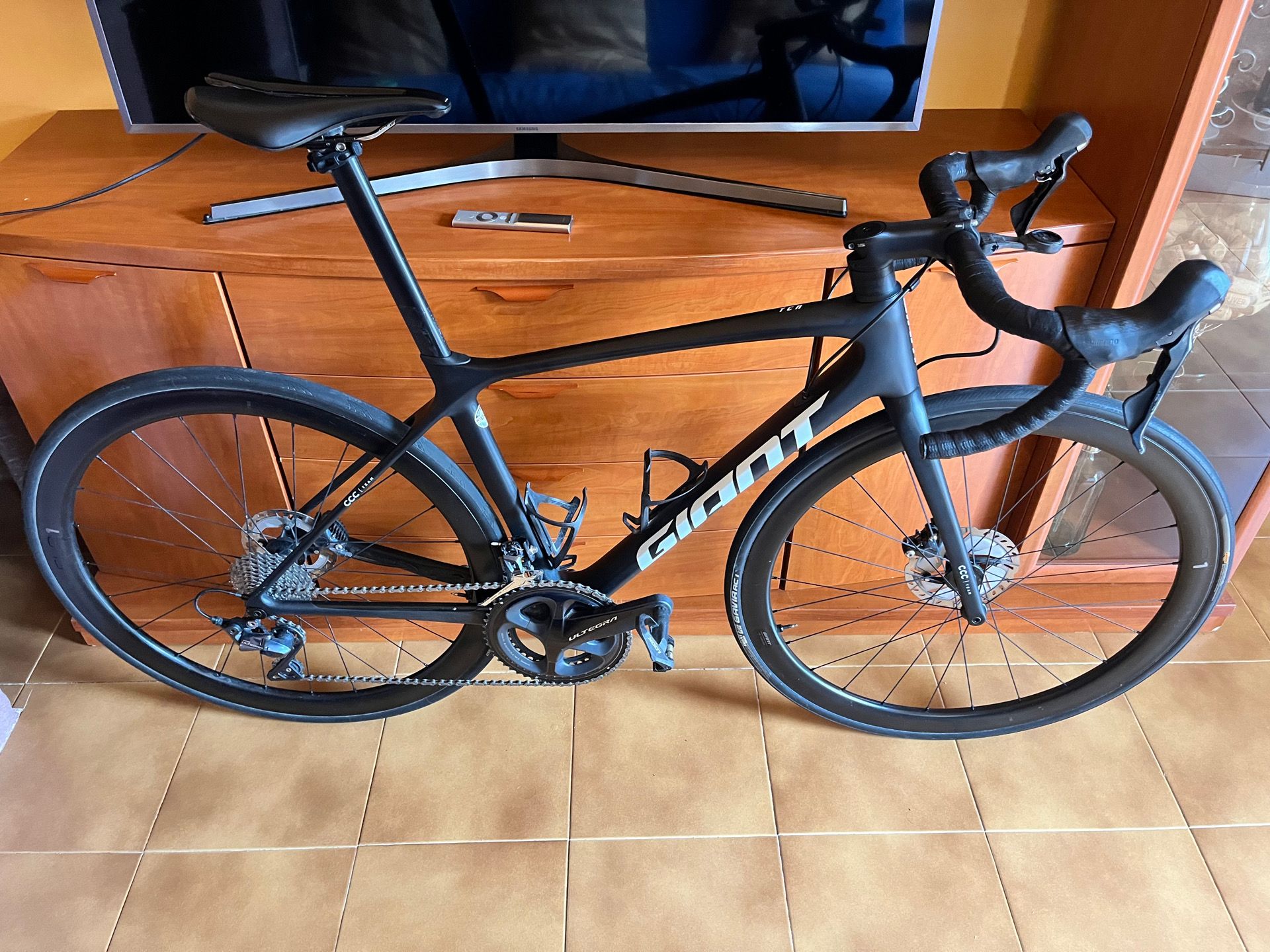 Giant TCR Advanced Pro Team Disc gebraucht kaufen SM | buycycle